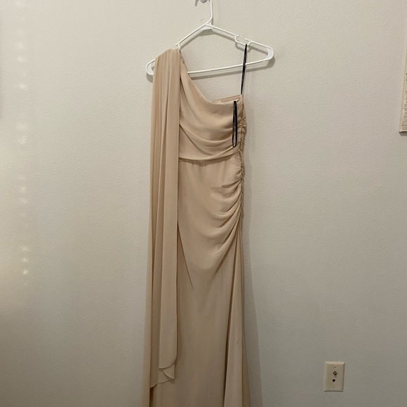 Vince Camuto | Dresses | Vince Camuto Greek Style Dress In A Nice ...